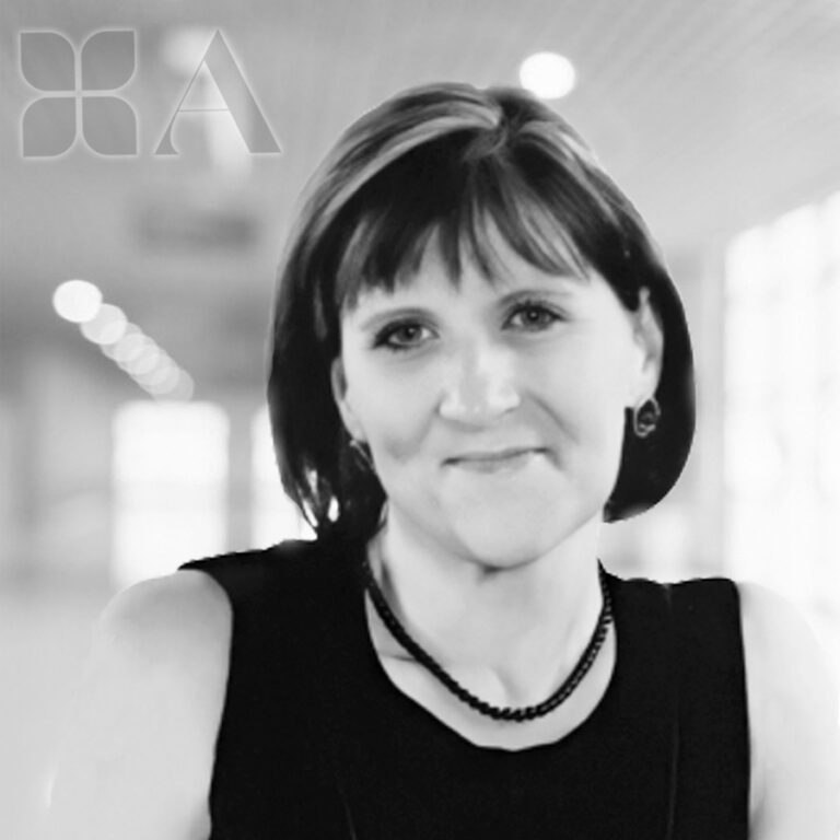 Kim Reddicks | COO | Alcorn Immigration Law